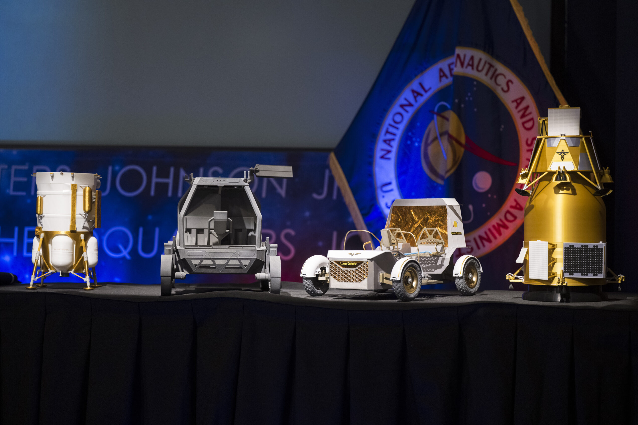 NASA avança com 'Moon Base': rovers e missões detalhadas para a Lua ...